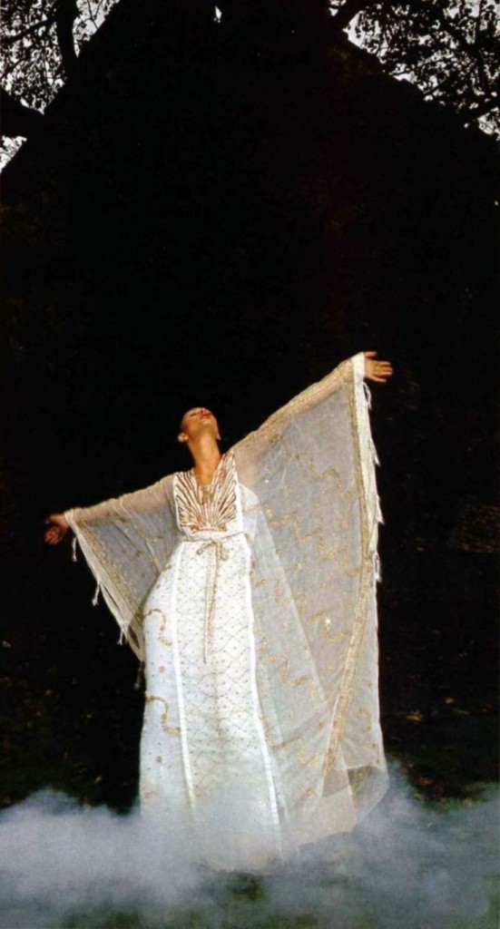 Thea Porter: la nascita del boho-chic - SNOB Non per tutti